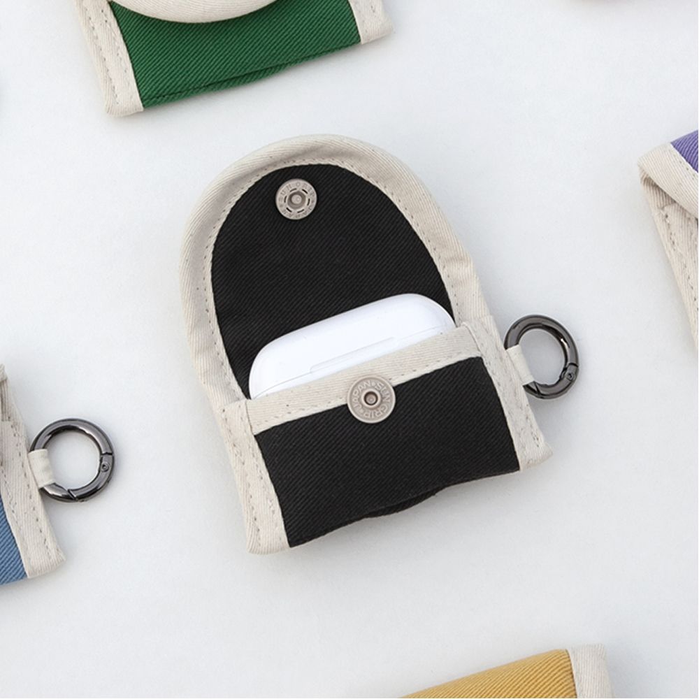 MochiThings: Round AirPods Pro Pouch