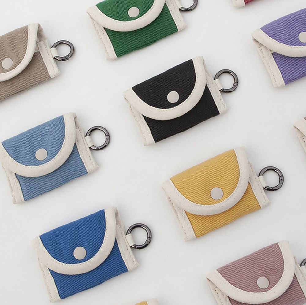 MochiThings: Round AirPods Pro Pouch