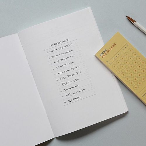 MochiThings: Simple Checklist Notebook
