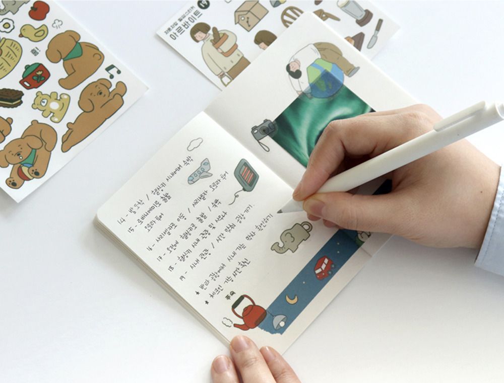MochiThings: Mini Girl's Daily Life Notebook