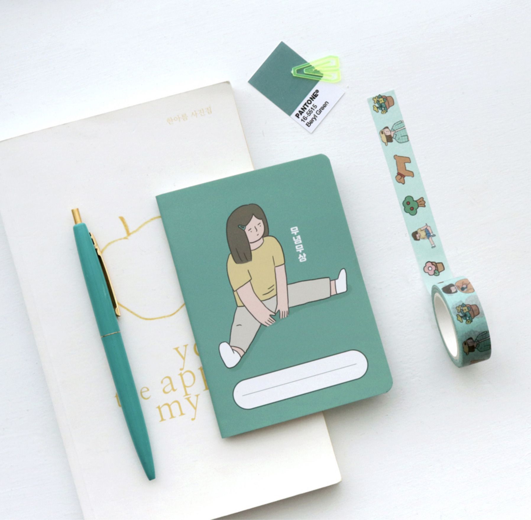 MochiThings: Mini Girl's Daily Life Notebook